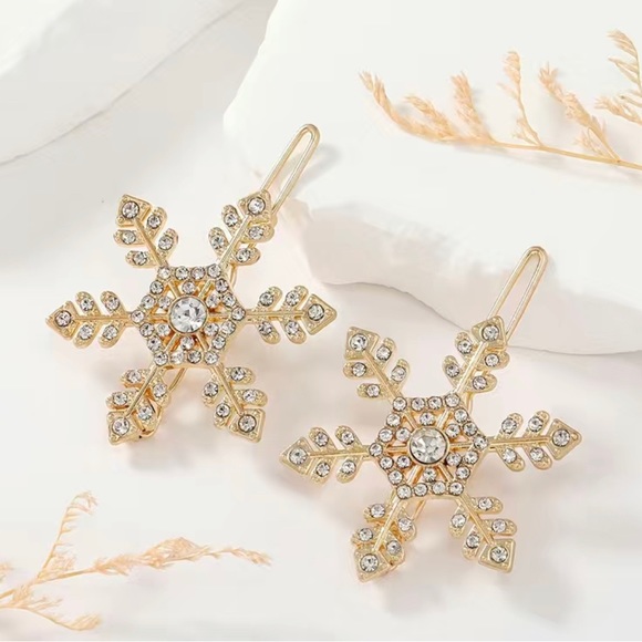 Accessories | Snowflake Rhinestone Hair Clips | Poshmark